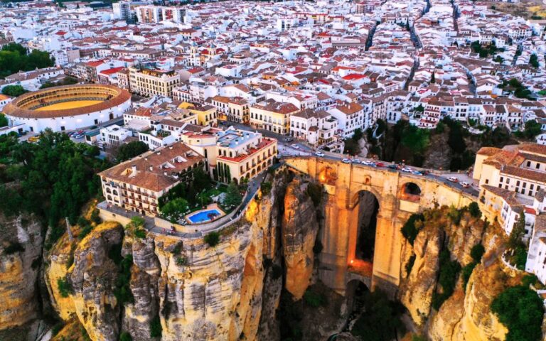 Ronda: a fascinating city high up in the mountains - La Taha